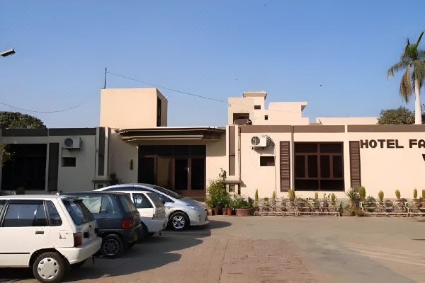 费朗酒店(Hotel Faran)预订价格,联系电话位置地址【携程酒店】