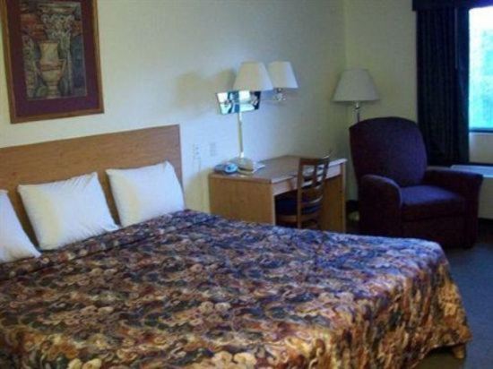 Travelodge by Wyndham Dexter - 2022 hotel deals - Klook United States