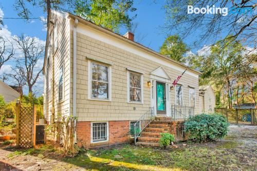 Spring Dreaming in Haymount- Historic预订价格,联系电话位置地址【携程酒店】