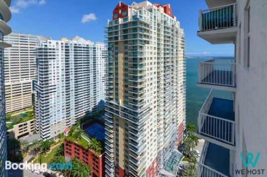 We Host - Stunning Condo 1 Br with Pool and Gym预订价格,联系电话位置地址【携程酒店】