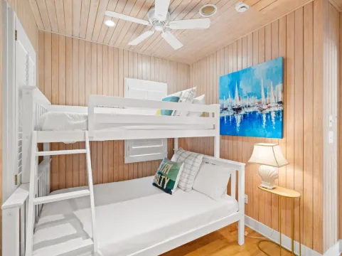 Carillon Beach - Grits Carlton - Laguna Beach, FL