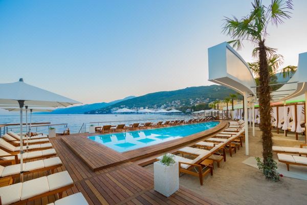 贝文达酒店(Bevanda Hotel & Restaurant - Unique Adriatic)预订价格,联系电话位置地址【携程酒店】