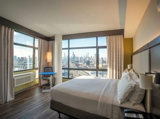 Holiday Inn Express Long Island City E New York, An Ihg Hotel - Ridgewood - Queens NY