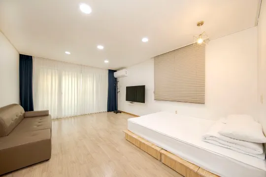 Boryeong Daecheon Favorite Pension - Incheon