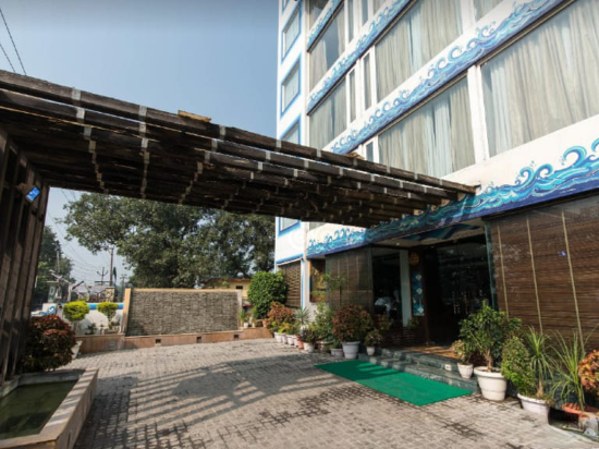 EllBee Ganga View Rishikesh - 2022 hotel deals - Klook India