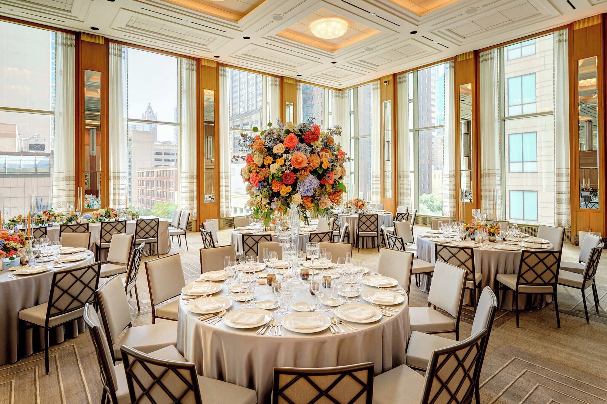 The Peninsula Chicago official site! Best price guarantee!