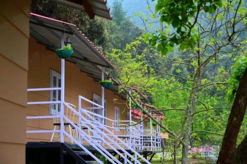 西姆拉阿罗哈姆度假村(Aaroham Resort Shimla)预订价格,联系电话位置地址【携程酒店】