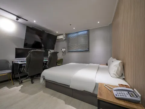 Ansan Hotel J - Ansan