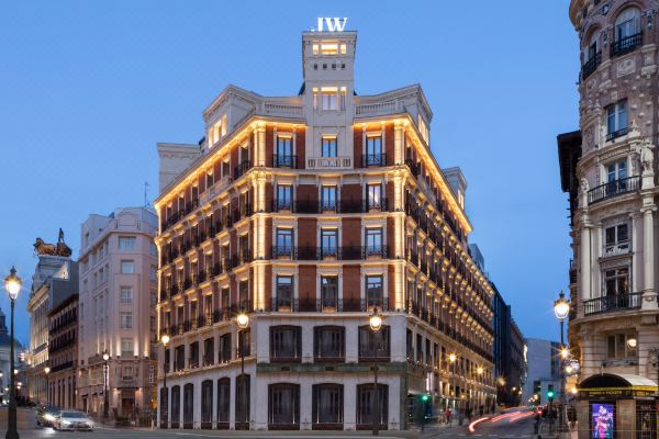 马德里JW万豪酒店(JW Marriott Hotel Madrid)预订价格,联系电话位置地址【携程酒店】