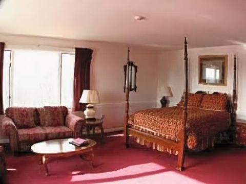 The Lucerne Inn - 2022 hotel deals - Klook United States