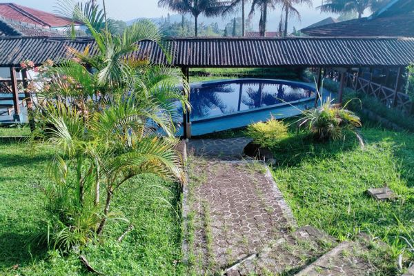 OYO 1141 Lembah Nyiur Hotel预订价格,联系电话位置地址【携程酒店】