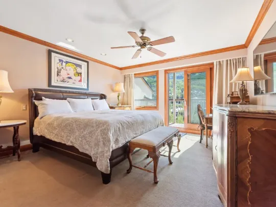 Stunning Views And Cozy Fireplace - Charming Mountain Retreat - Edwards, CO