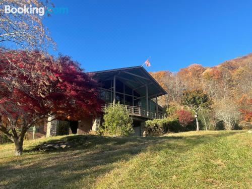 Buck Mountain Ranch Retreat预订价格,联系电话位置地址【携程酒店】