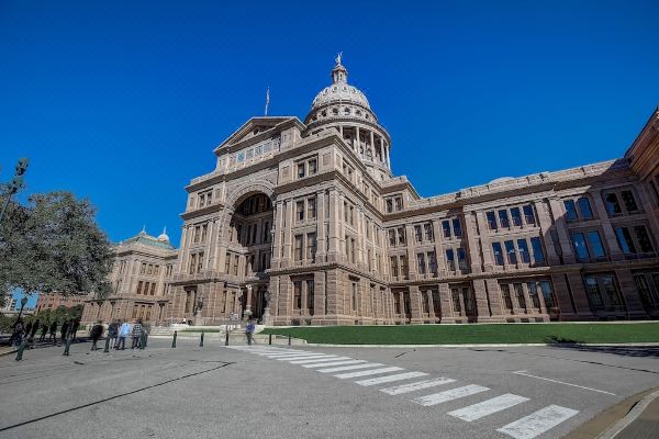 FRONTDESK 点状Rio Apts 西社区 奥斯汀(Frontdesk Pointe on Rio Apts West Campus ...