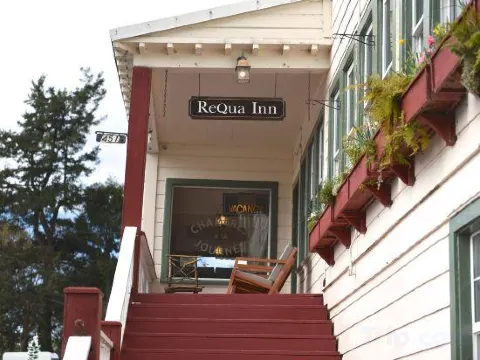 The Historic Requa Inn - Klamath, CA