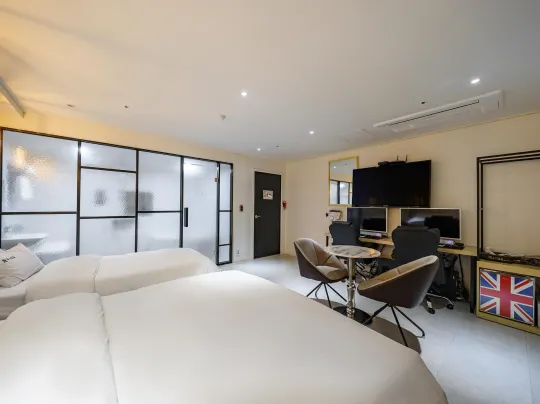 Dongtan Luna - Danyang-gun