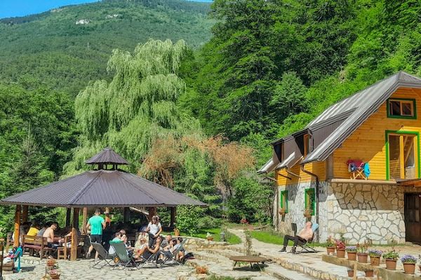 Encijan漂流营地(Rafting Camp Encijan)预订价格,联系电话位置地址【携程酒店】
