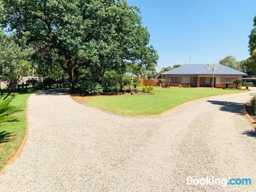 Khanyisa Lifestyle预订价格,联系电话位置地址【携程酒店】