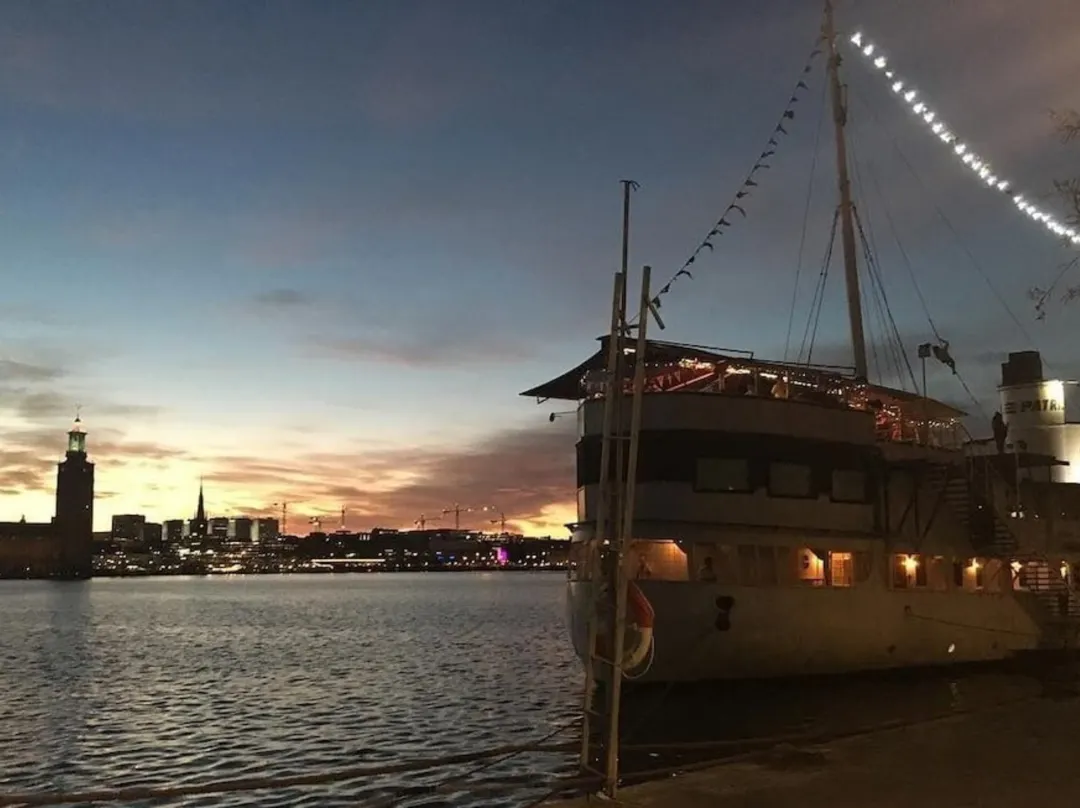 Hotel Tre Små Rum - Twin Room With Shared Bathroom - Estocolmo