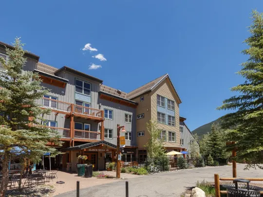 Mountain Views And Cozy Fireplace - Charming Mountain Escape - Breckenridge, CO