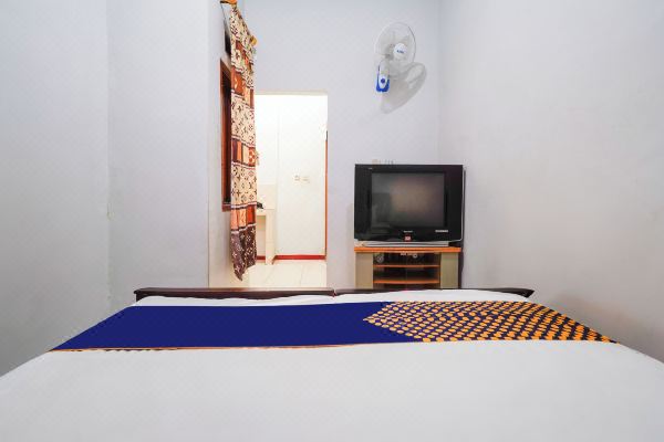 SPOT ON 94139 尼尔玛旅馆(Spot on 94139 Nirma Guest House)预订价格,联系电话位置地址【携程酒店】