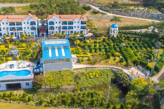 Mediterranean Morning - Taean-gun