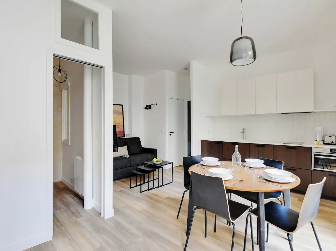 Chic Apartment -2br/6p- Oberkampf/republique - Paris