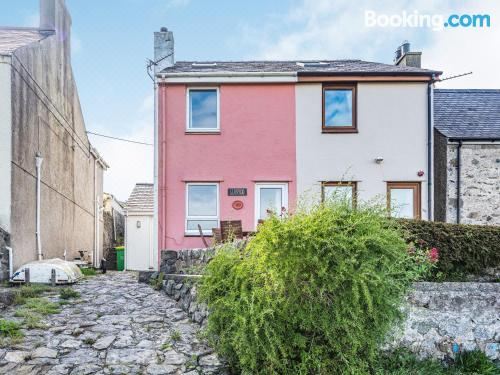 龙德酒店(Llonydd)预订价格,联系电话位置地址【携程酒店】