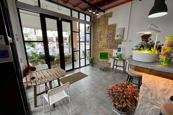 Knight Alley Hotel预订价格,联系电话位置地址【携程酒店】