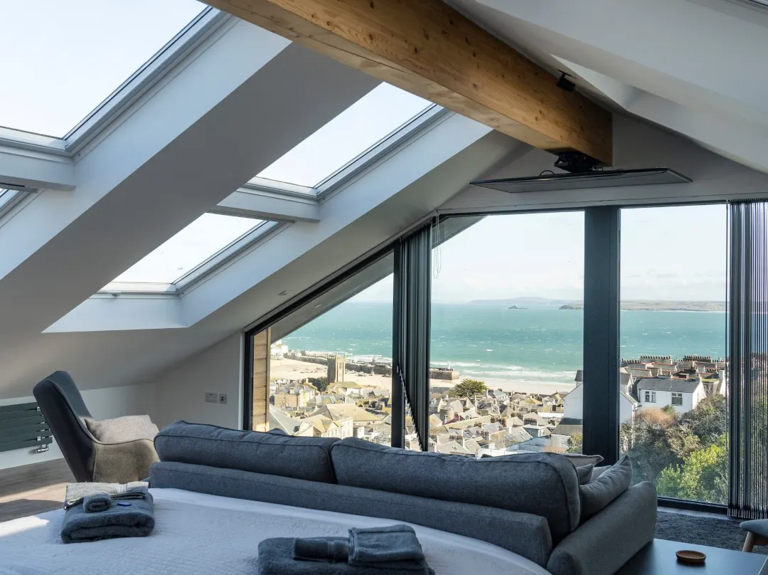 Uno - St Ives - Carbis Bay