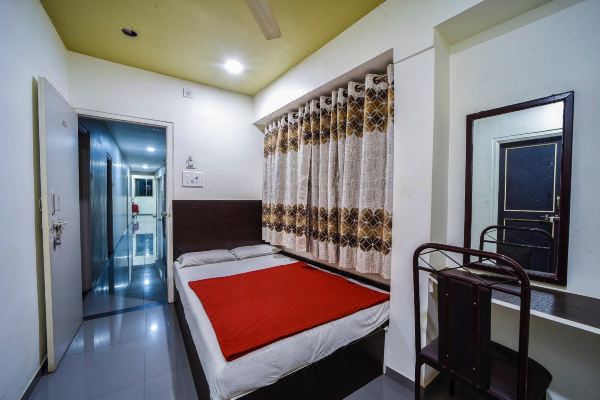 Hotel Anand Deluxe, Panhala预订价格,联系电话位置地址【携程酒店】