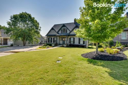 Currahee高尔夫俱乐部住宅: 湖景以及高尔夫球场景观(Currahee Club Home Lake Access and Golf ...