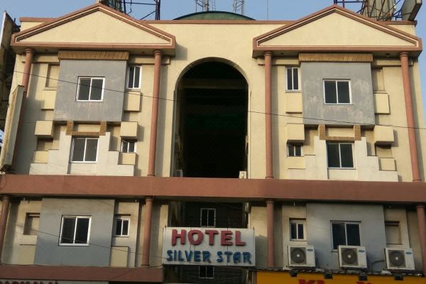 Hotel Silver Star预订价格,联系电话位置地址【携程酒店】