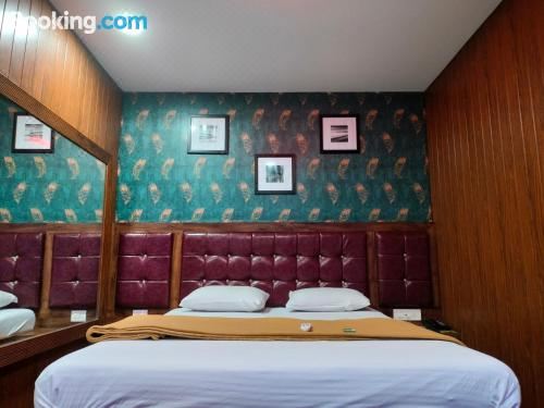 Hotel Sunrise Lodging Manori Malad预订价格,联系电话位置地址【携程酒店】