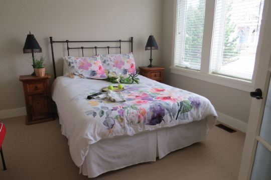奎利库姆登陆(Qualicum Landing)预订价格,联系电话位置地址【携程酒店】