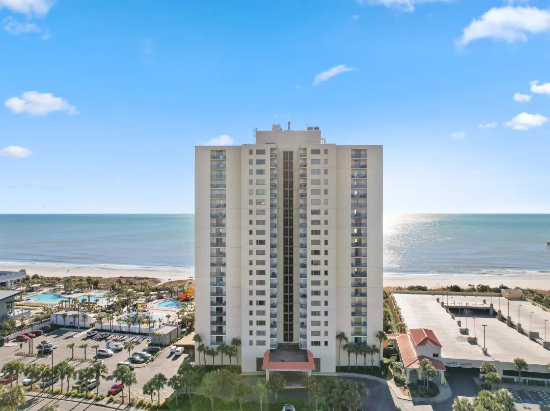 Panoramic Ocean Views And Beach Access - Luxurious Family Haven - Myrtle Beach, SC