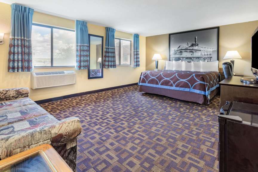 Motel 8 Rooms