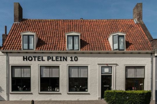 普莱恩 10 号酒店(Hotel Plein 10)预订价格,联系电话位置地址【携程酒店】