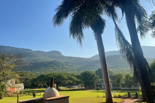 马迪阿塔瓦哈山林小屋(Madi a Thavha Mountain Lodge)预订价格,联系电话位置地址【携程酒店】