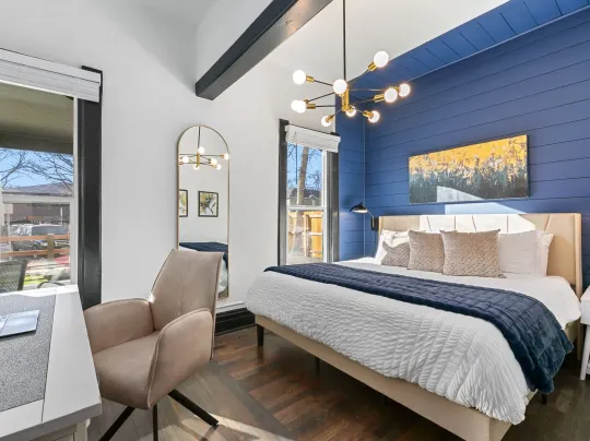 Private Hot Tub And Outdoor Entertainment Space - Charming Oasis - Wellington, CO