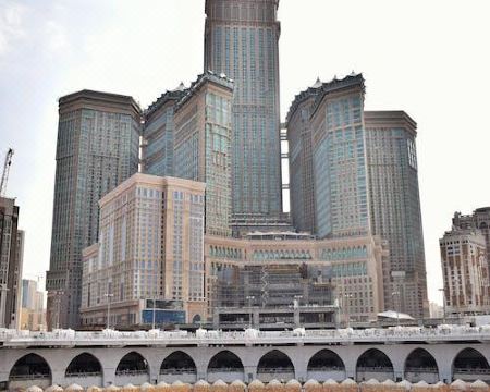 Al Safwa Hotel, the First Tower预订价格,联系电话位置地址【携程酒店】