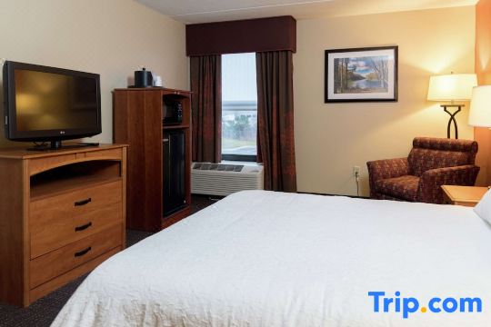 Hampton Inn by Hilton Muskegon Book / Directions - NAVITIME Transit
