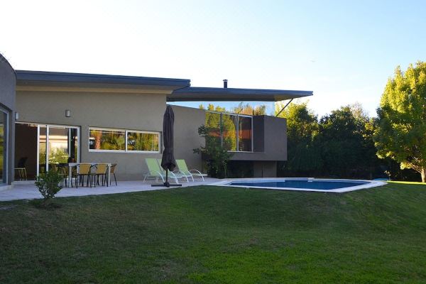 萨玛之家民宿(Casa Sama - Sama House)预订价格,联系电话位置地址【携程酒店】