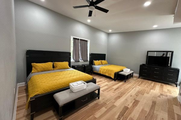 Caton Manor Estate and Pool预订价格,联系电话位置地址【携程酒店】