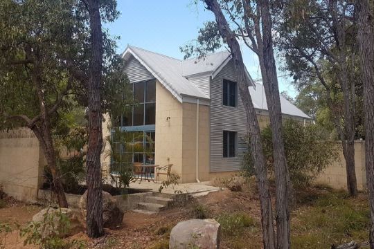 Chidlow, Lake Leschenaultia, cycling & walking, Book the Spa & Sauna ...