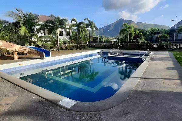 Villa Janella Residences and Beach Resort预订价格,联系电话位置地址【携程酒店】