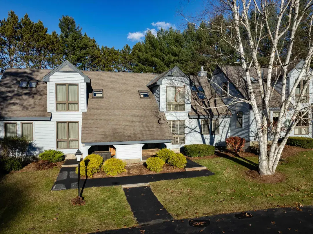 Lake Views And Access To Highland Golf Course - Charming Retreat - Quechee, VT