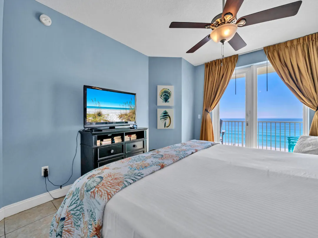 Expansive Coastline Views And Heated Pool - Charming Coastal Retreat - Fort Walton Beach, FL