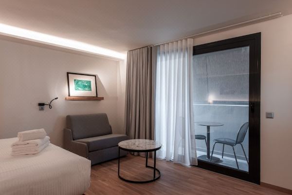 城市框架卫城(Urban Frame Acropolis)预订价格,联系电话位置地址【携程酒店】