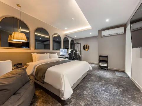 Cheonan Noblesse Hotel - 성정2동